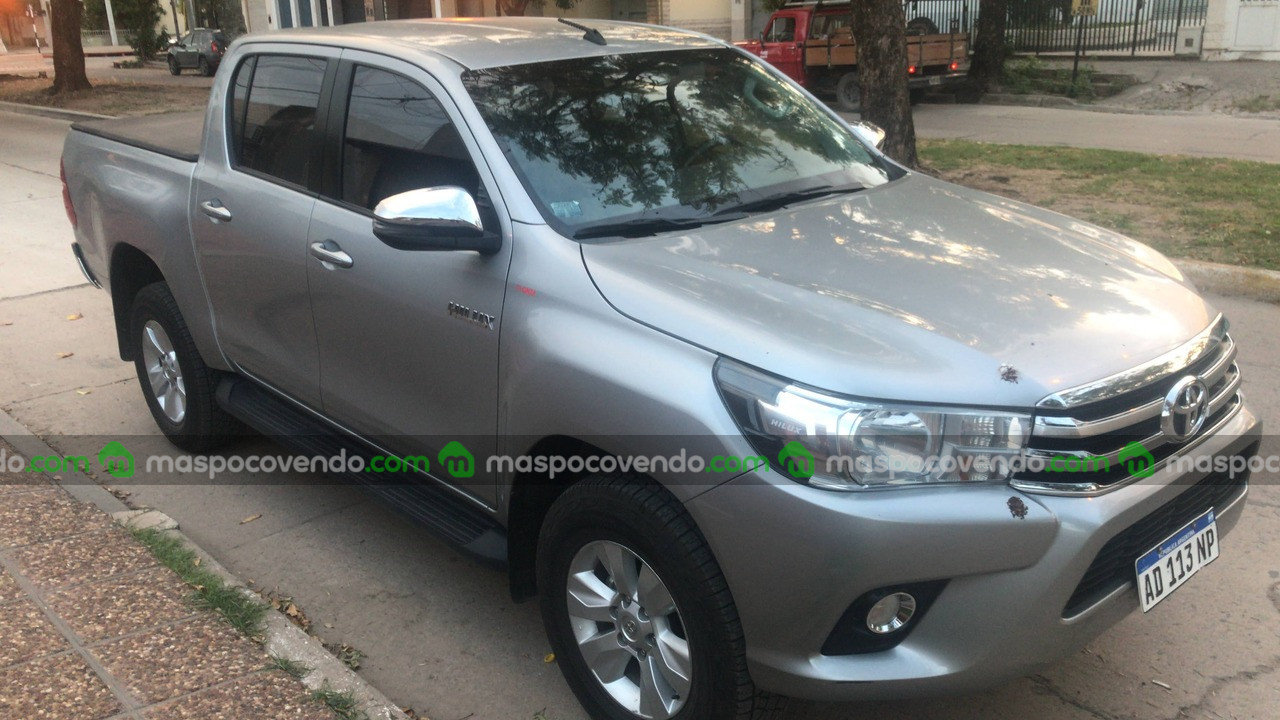 Toyota Hilux Pick-up 2.8 Cd Srv 177cv 4x2 Automatica en Sunchales, Santa Fe